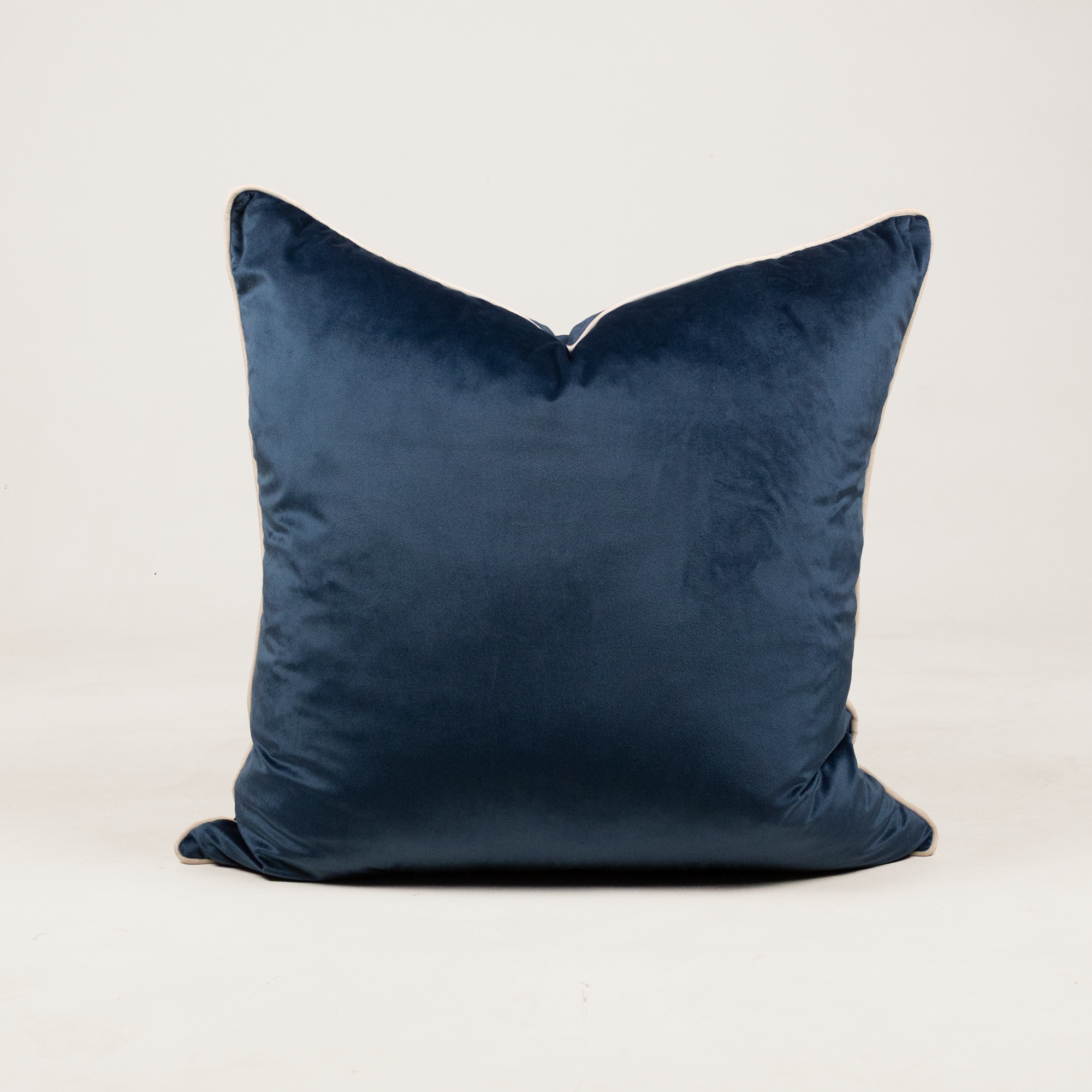 Velvet Scatter – Navy Blue – Noha
